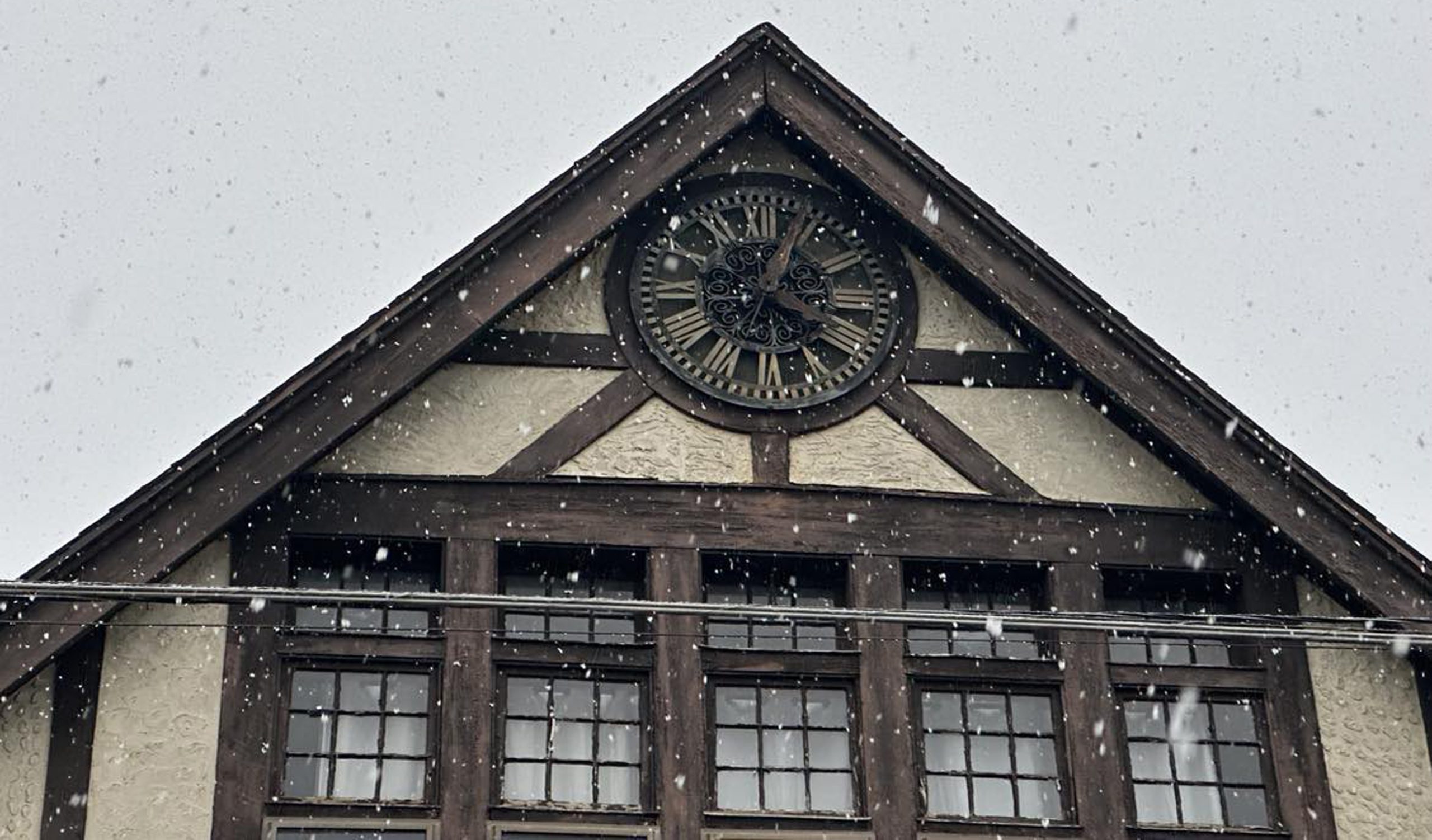 Gilbert Block Clock Keeps Ticking with a Little Help from Friends – All ...